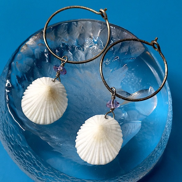 Vintage | Jewelry | Vtg Hawaiian Opihi Shell Hoop Earrings | Poshmark
